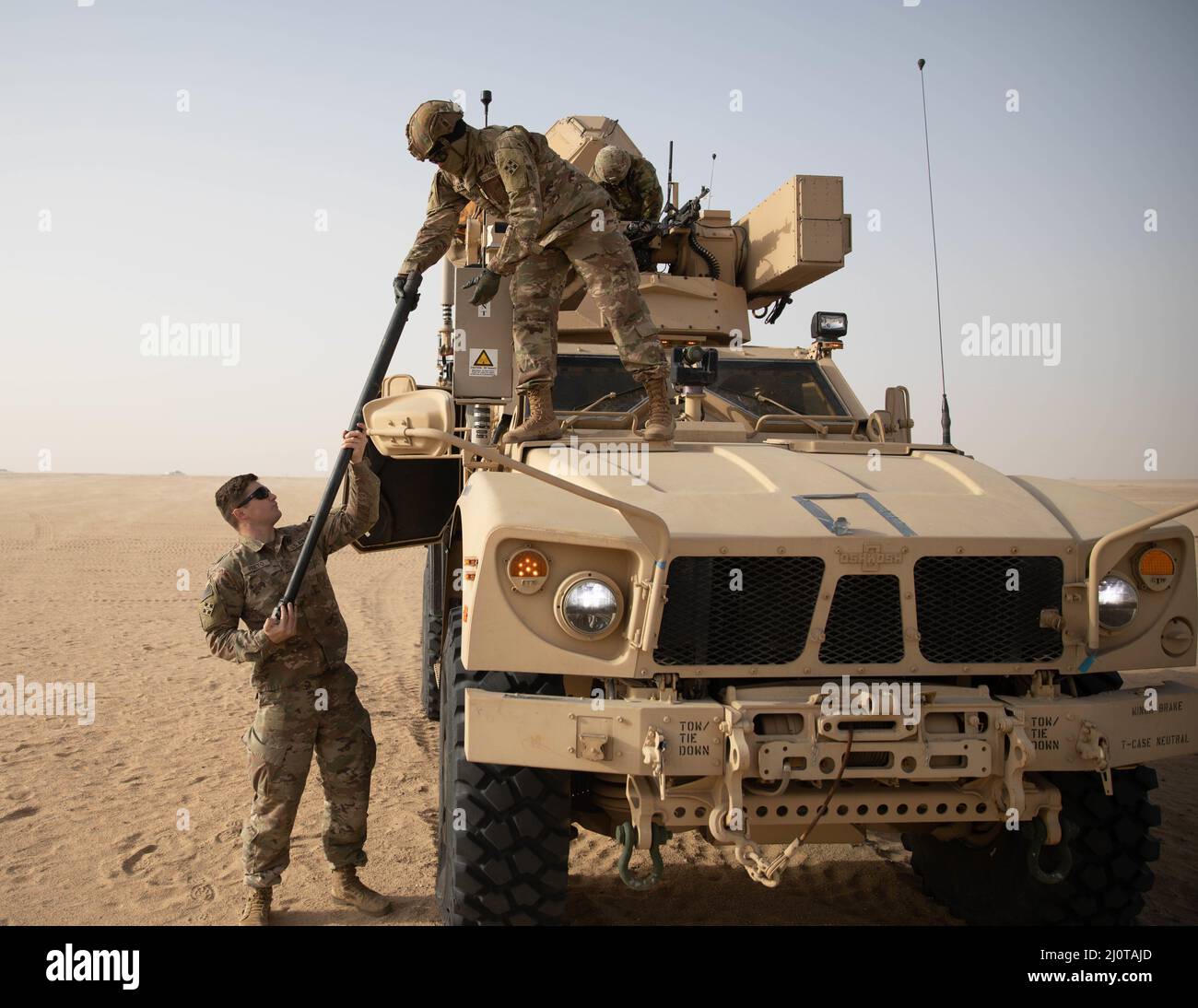 U.S. Army Pfc. Jarell Phillips and Spc. Phillip Samuels, practice ...