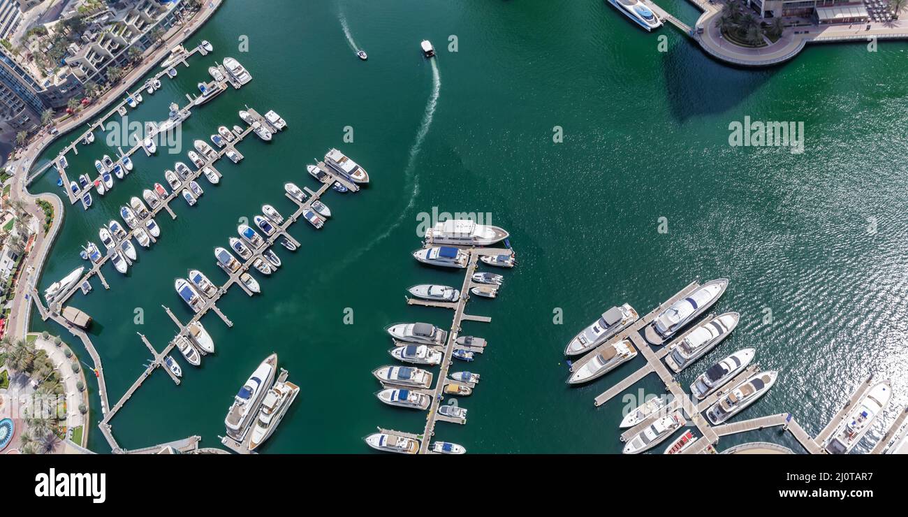 Dubai Marina and Harbour luxury wealth vacation with boats yacht from ...