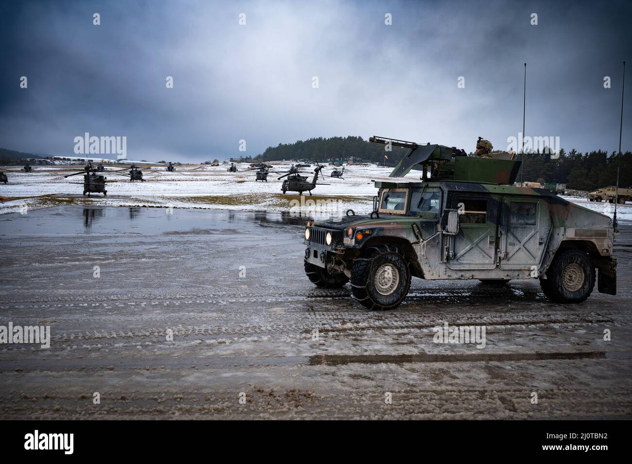 Echo Company Soldiers, 2nd Battalion 227th Aviation Regiment, 1st Air ...