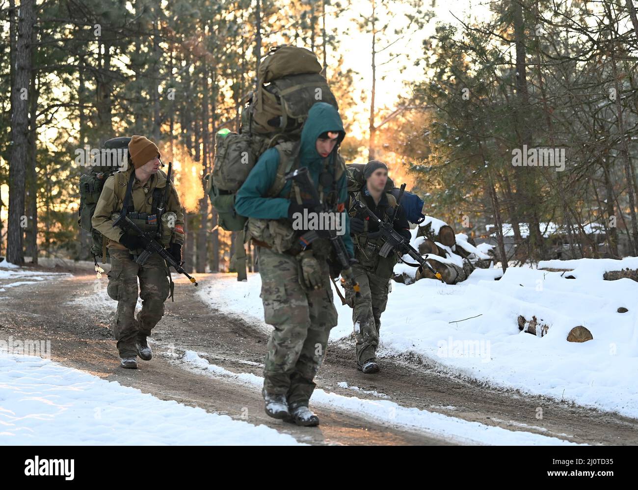 Special Forces candidates assigned to the U.S. Army John F. Kennedy ...
