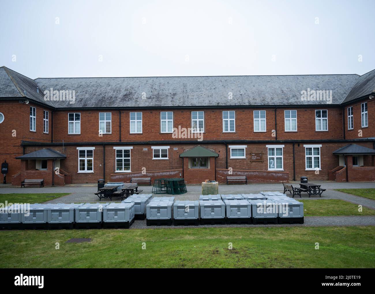 The Gateway Dining Facility is located in Washington Square at Royal ...