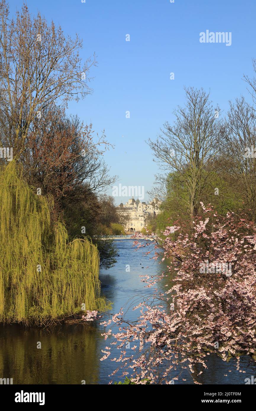 Spring weather march 19th hi-res stock photography and images - Alamy