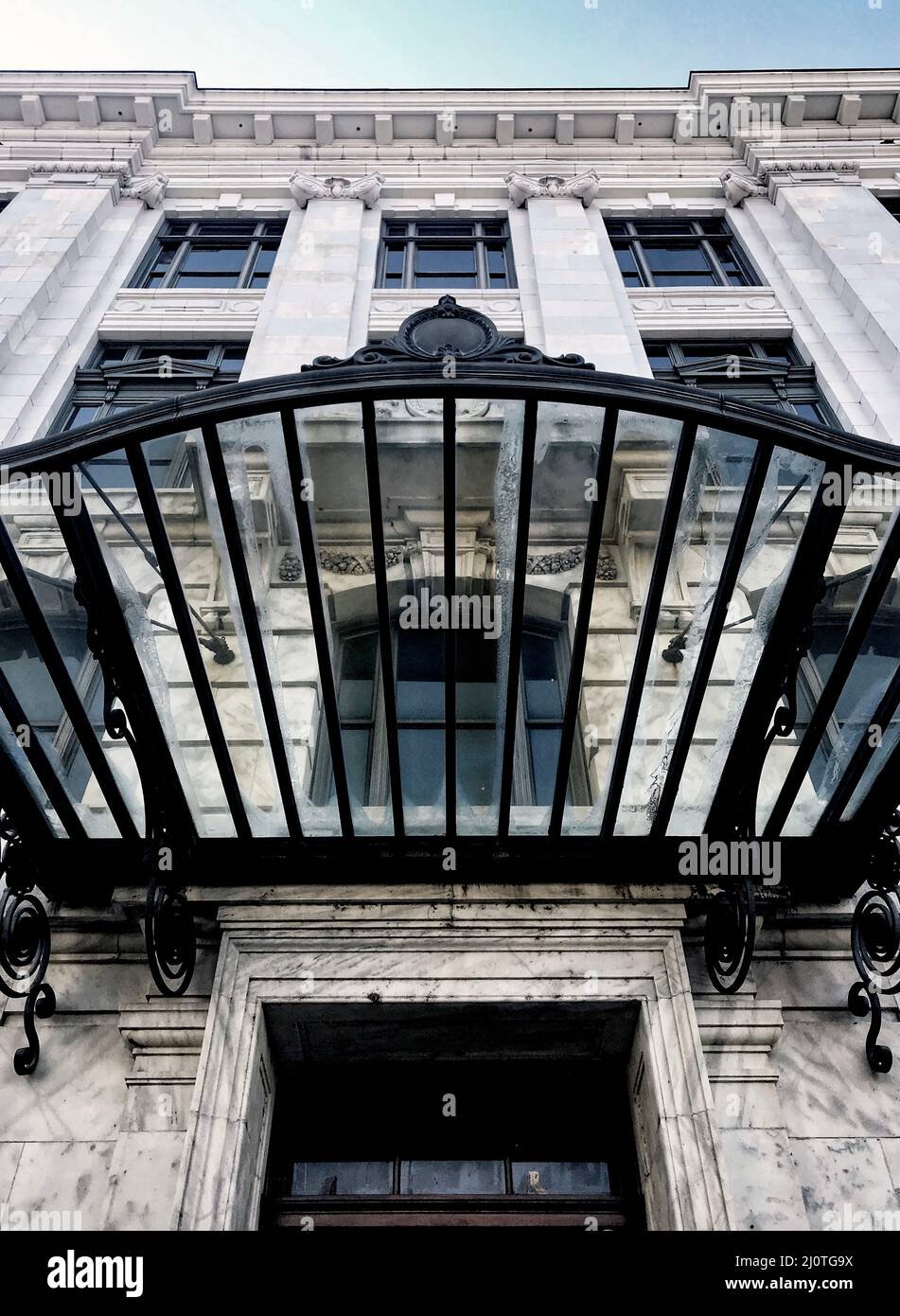 Montreal canada architecture hi-res stock photography and images - Alamy