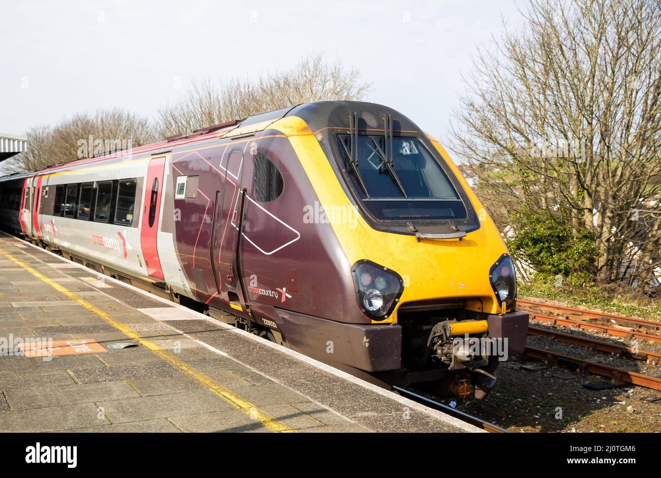 Canopy pulling hi-res stock photography and images - Alamy