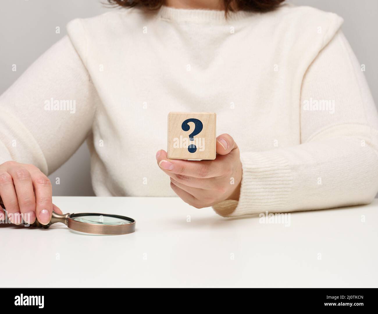 Female solution hi-res stock photography and images - Alamy