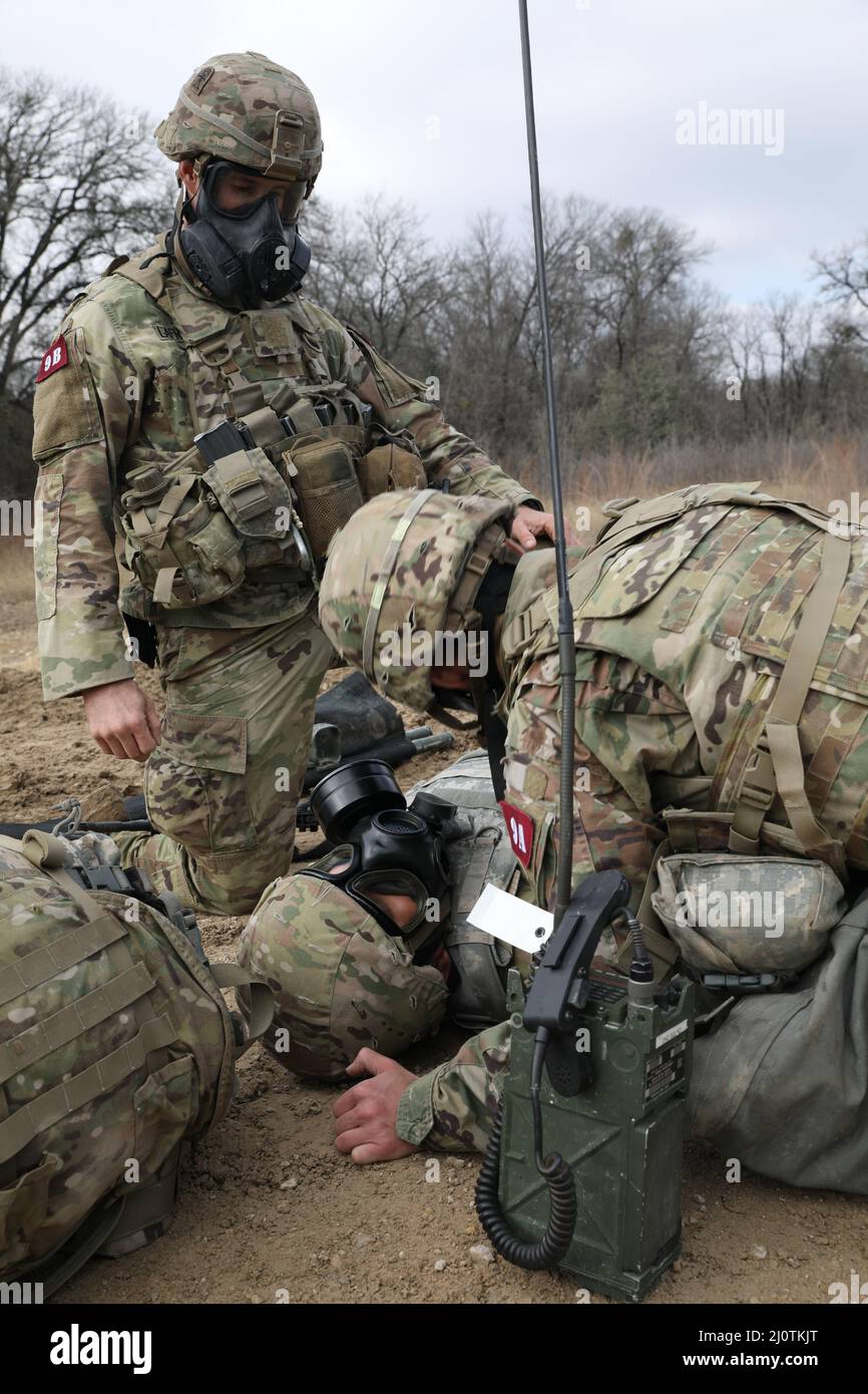 U.S. Army Staff Sgt. Randy Brant and Benjamin LaFrancois assigned to ...