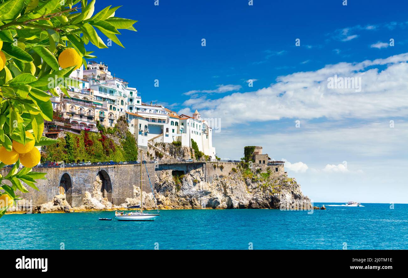 Lemons positano amalfi coast amalfi hi-res stock photography and images - Alamy