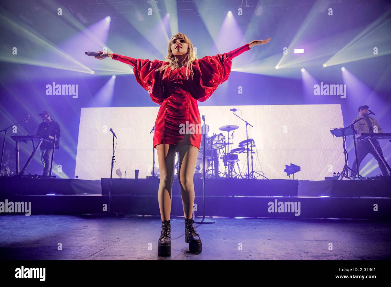 Lauren mayberry 2021 hi-res stock photography and images - Alamy