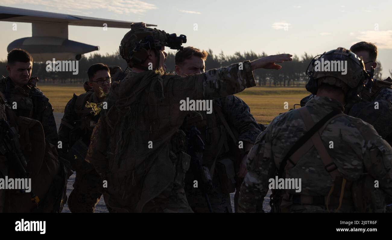 U.S. Marines with 3d Battalion, 12th Marine Regiment, 3d Marine ...