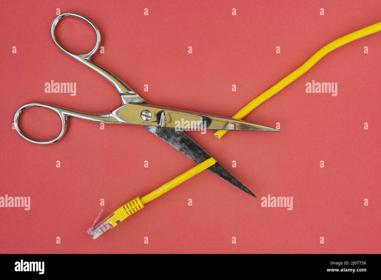 Internet cable cutting hi-res stock photography and images - Alamy