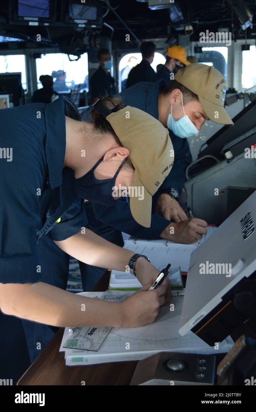 220131-N-EF547-1005 PHILIPPINE SEA (Jan. 31, 2022) Ensign Mallorie ...