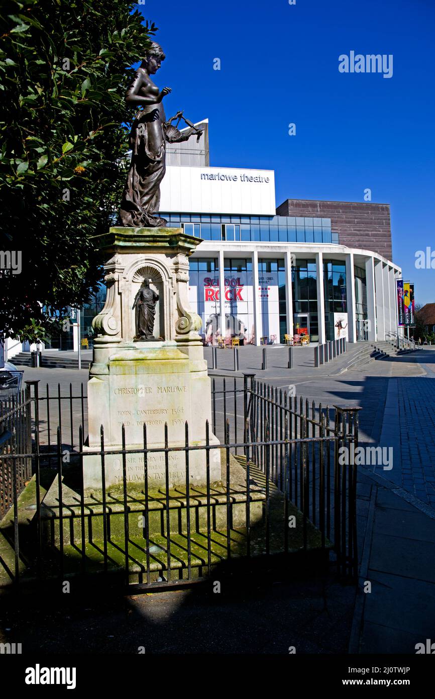 Marlowe statue hi-res stock photography and images - Alamy