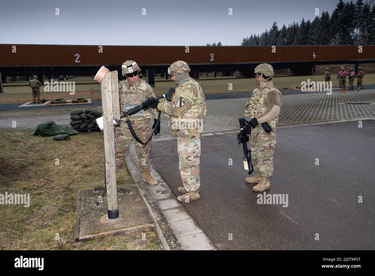 615th aviation support battalion hi-res stock photography and images ...