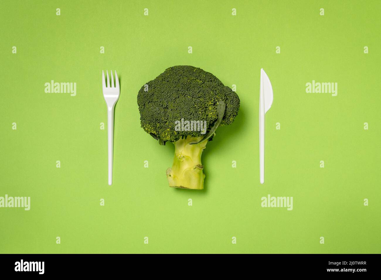 Eating broccoli fork hi-res stock photography and images - Alamy