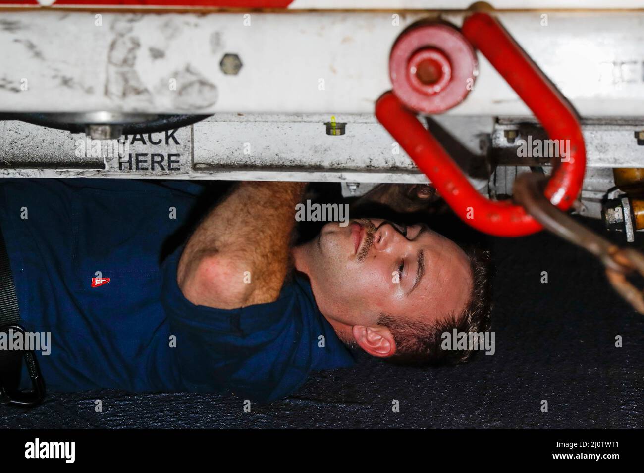 SOUTH CHINA SEA (Jan. 27, 2022) Aviation Support Equipment Technician ...