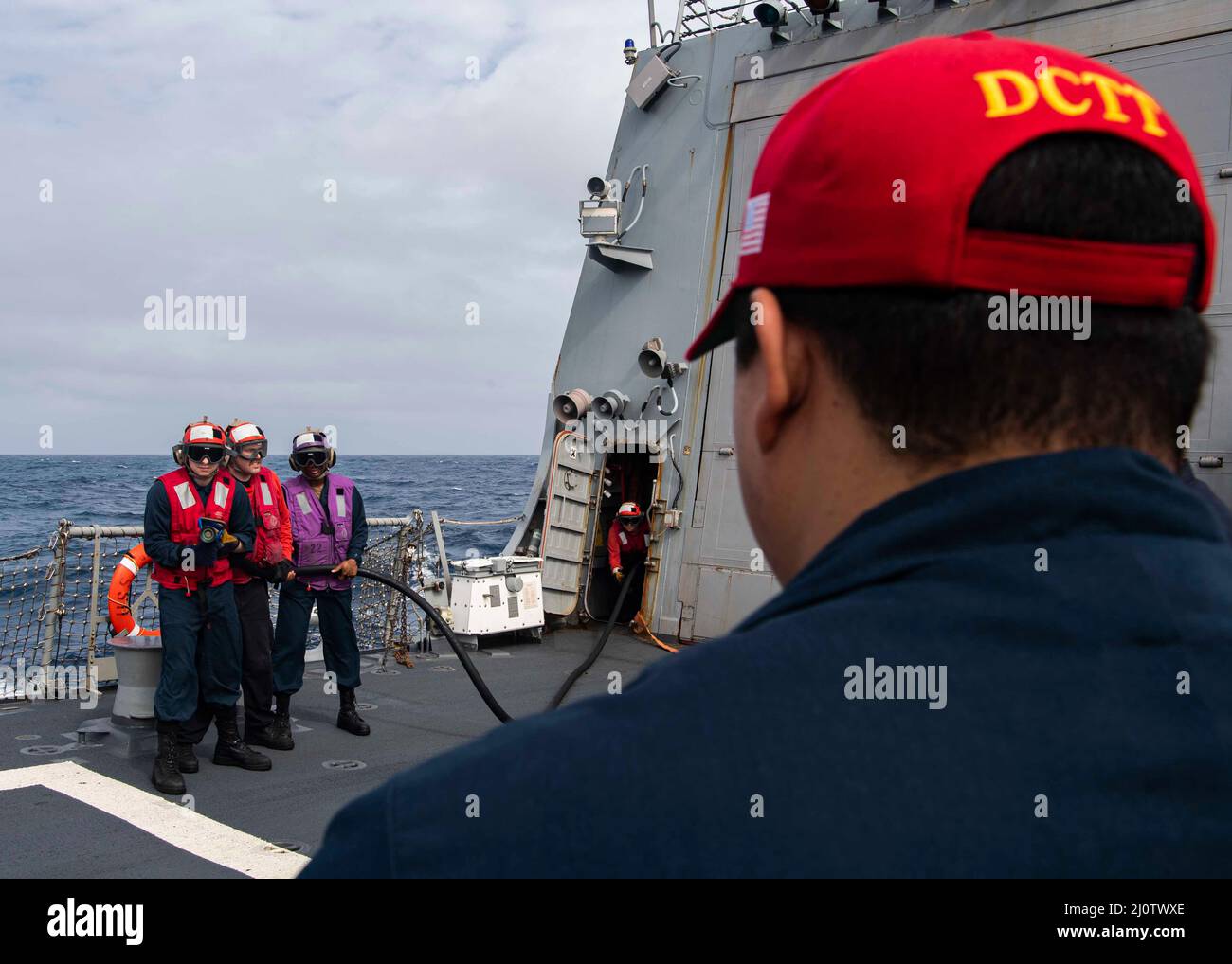 SOUTH CHINA SEA (Jan. 27, 2022) Personnel Specialist 1st Class Reggie ...