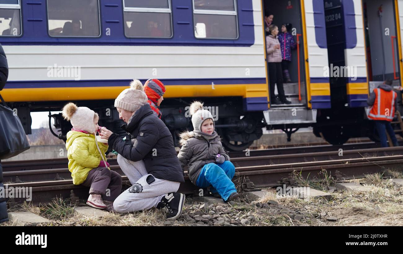 Evacuation of children hi-res stock photography and images - Alamy