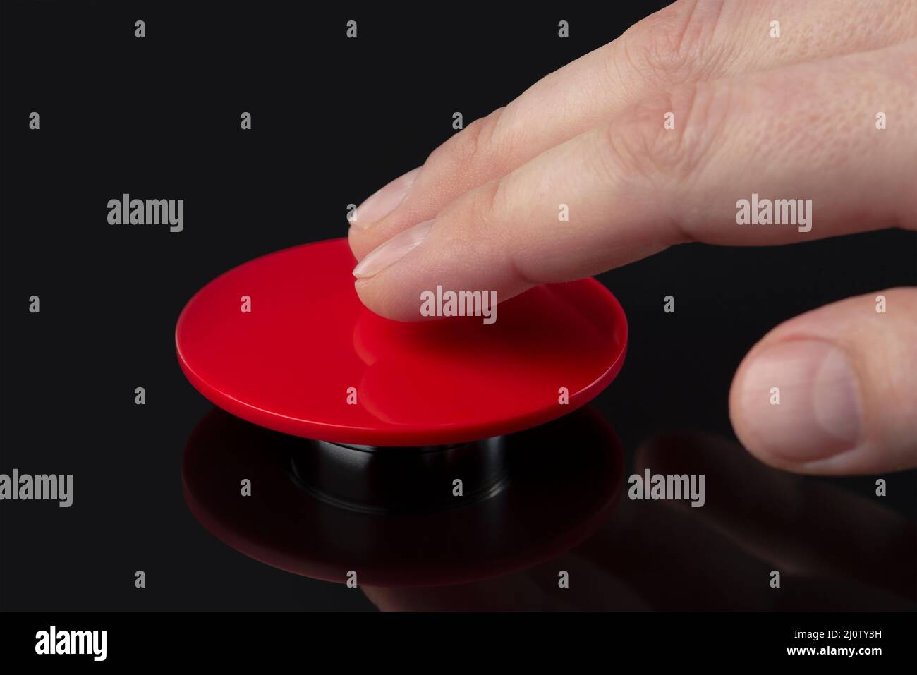 Big red emergency stop button hi-res stock photography and images - Alamy