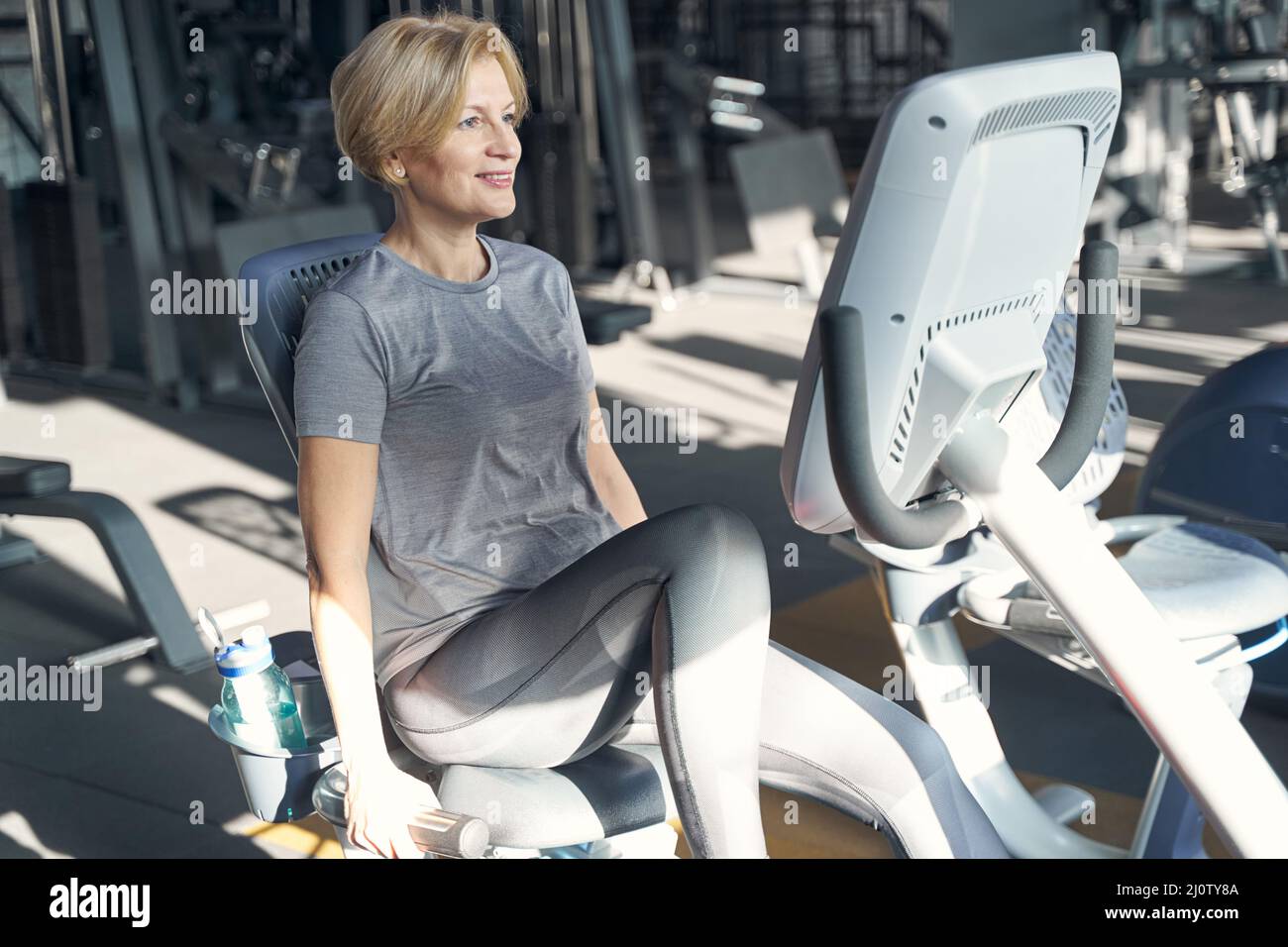 Stepper machine woman hi-res stock photography and images - Alamy