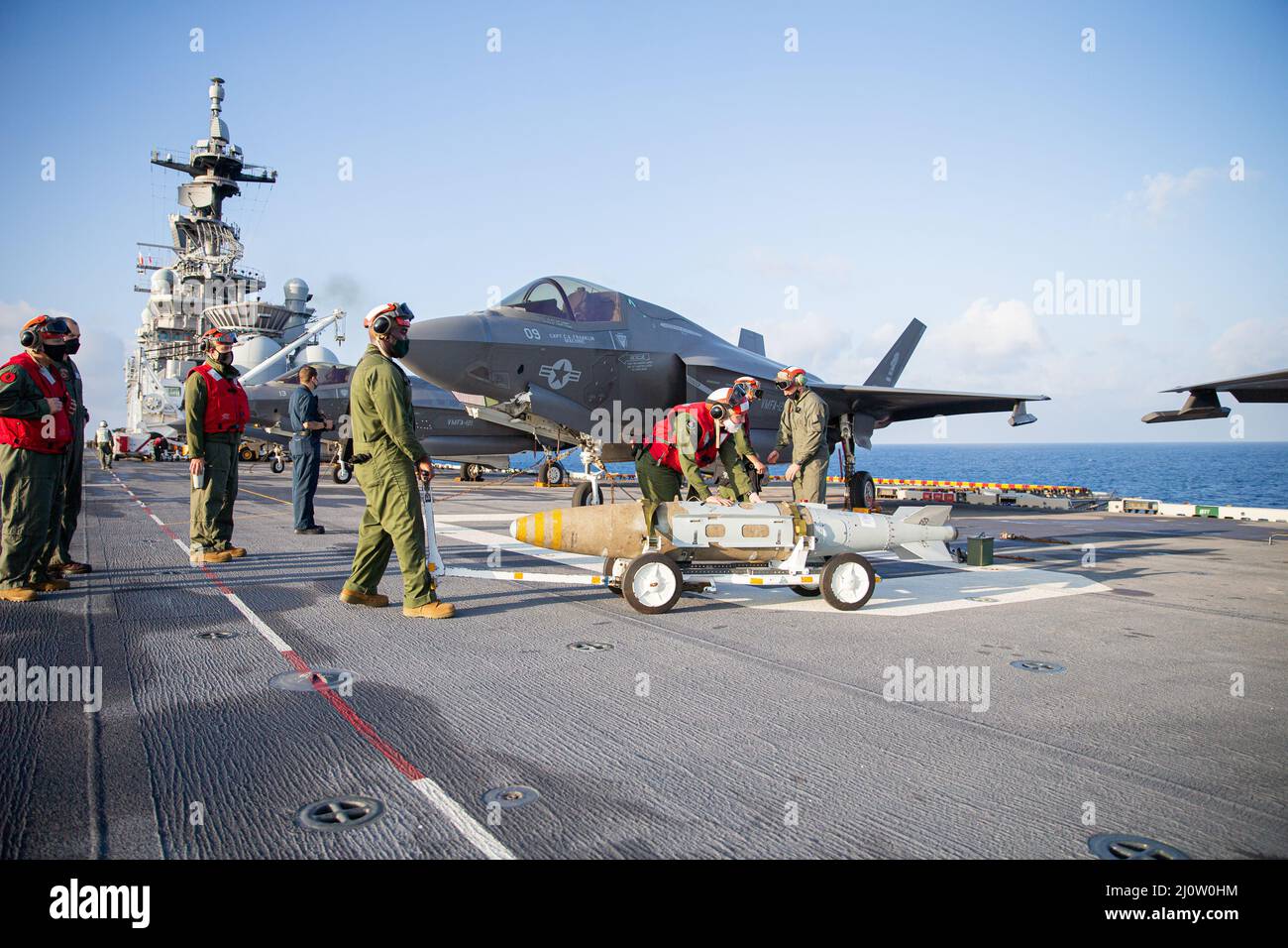 U.S. Marines with 31st Marine Expeditionary Unit (MEU), prepare inert ...