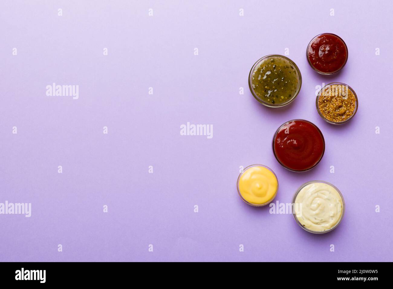 Collage tasty pesto sauce hi-res stock photography and images - Alamy