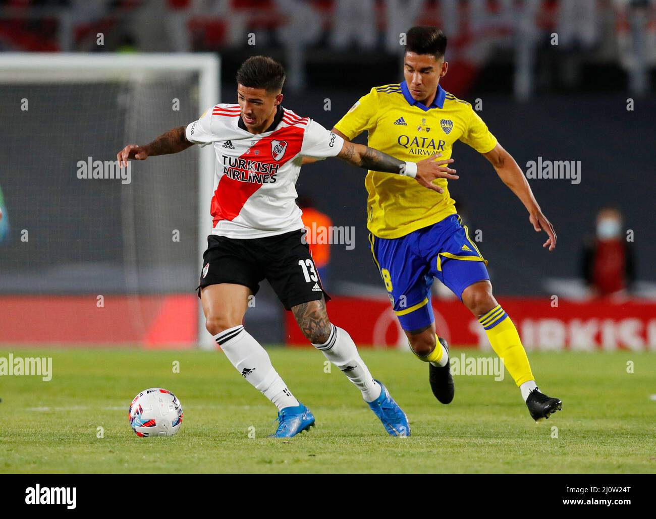 Enzo fernandez river plate hi-res stock photography and images - Alamy