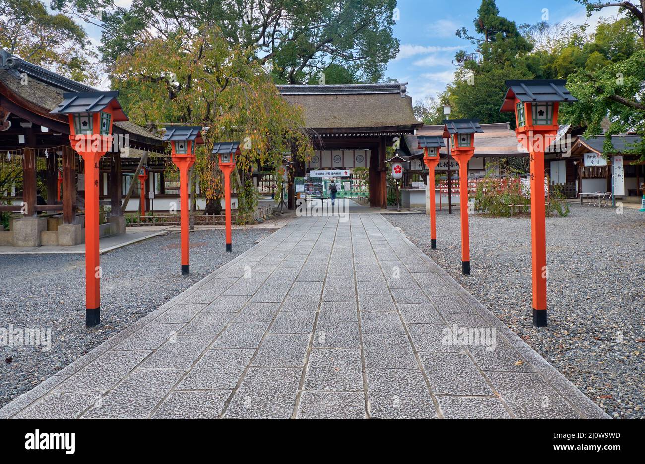The front road (sando) to the Hirano Shrine. Kyoto. Japan Stock Photo ...