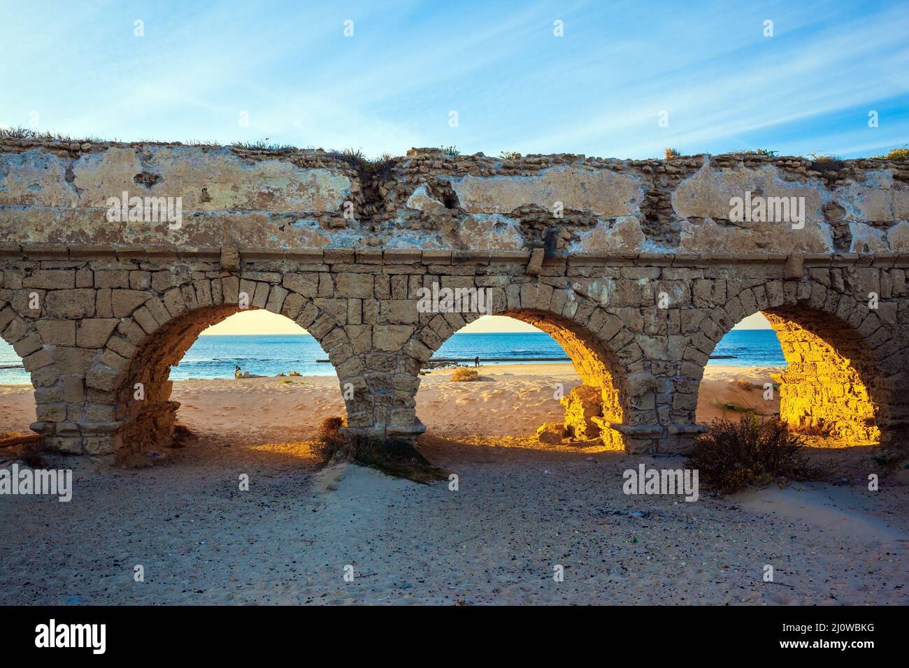 Ancient roman stone arch hi-res stock photography and images - Alamy