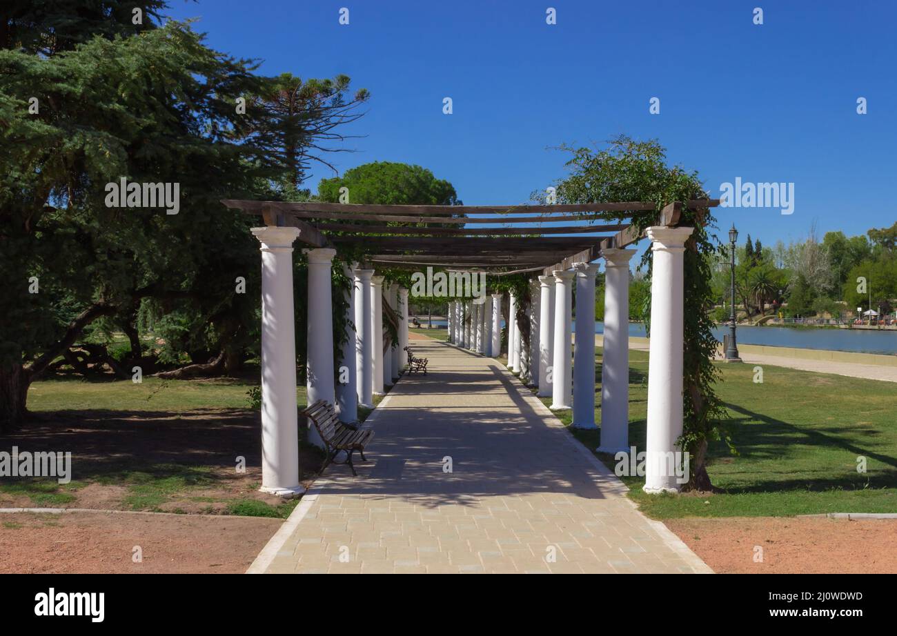 Outdoor columns hi-res stock photography and images - Alamy