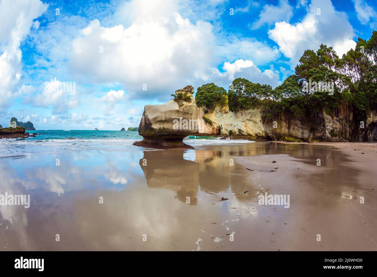 Pacific sky hi-res stock photography and images - Alamy