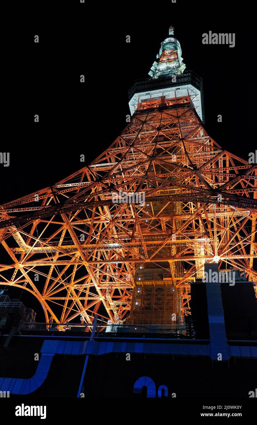 The look up at the Tokyo Tower at night. Shiba-koen district of Stock ...