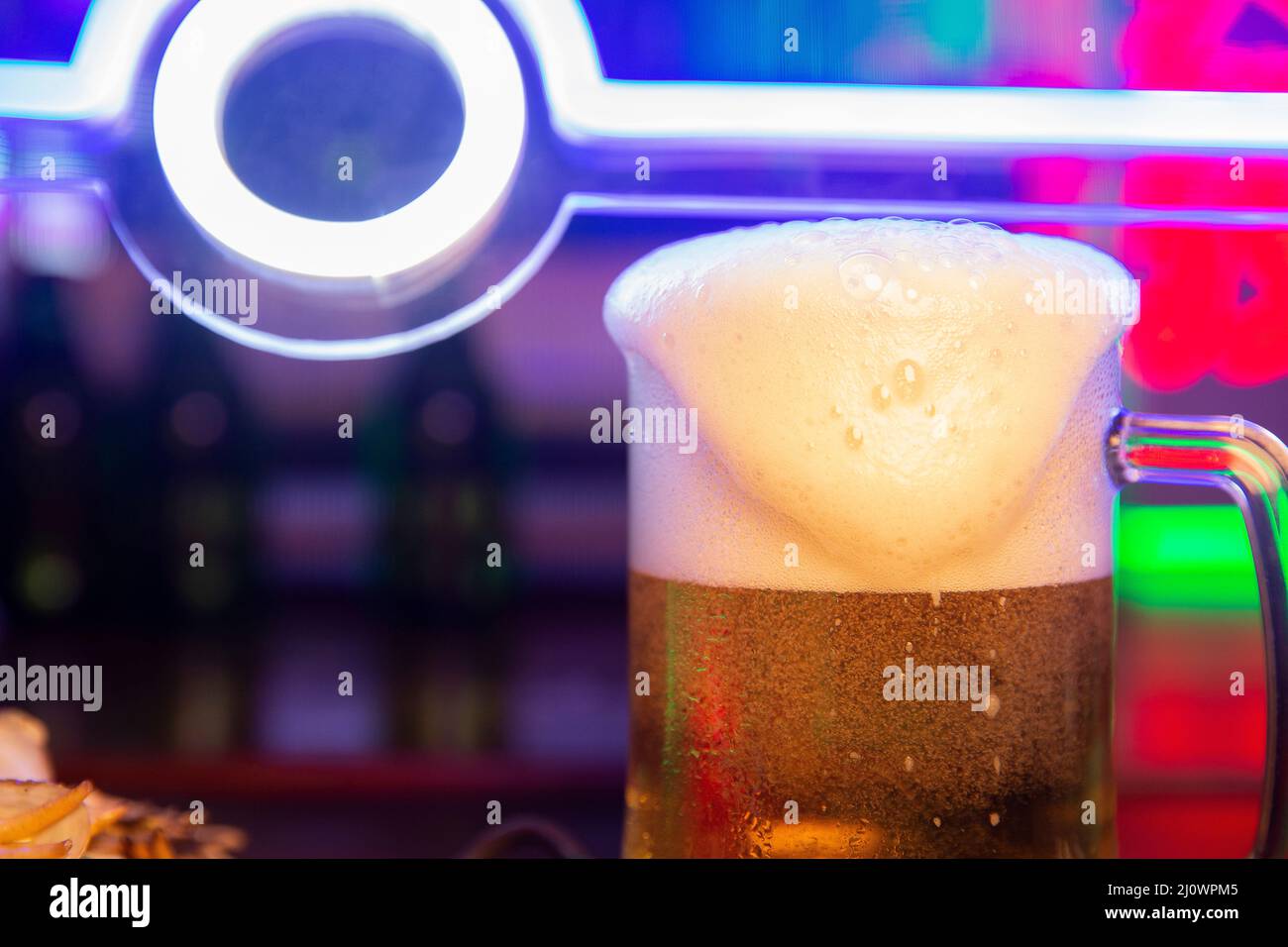 Pint of beer Stock Photo - Alamy