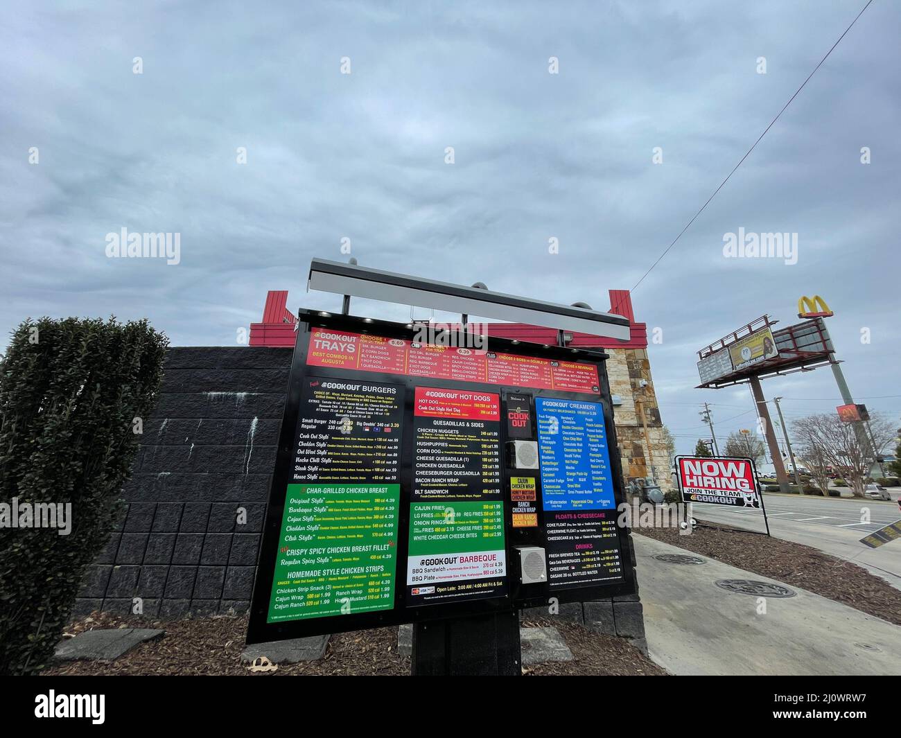 Cook out fast food restaurant hi-res stock photography and images - Alamy