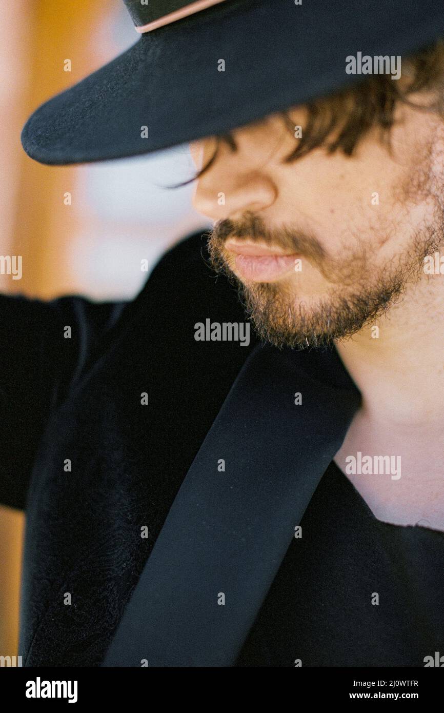 Face on a hat hi-res stock photography and images - Alamy