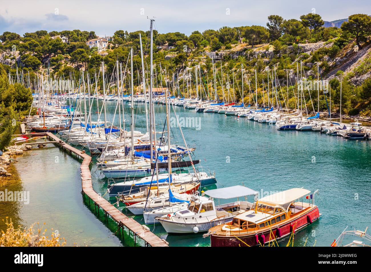 Coast french hi-res stock photography and images - Alamy