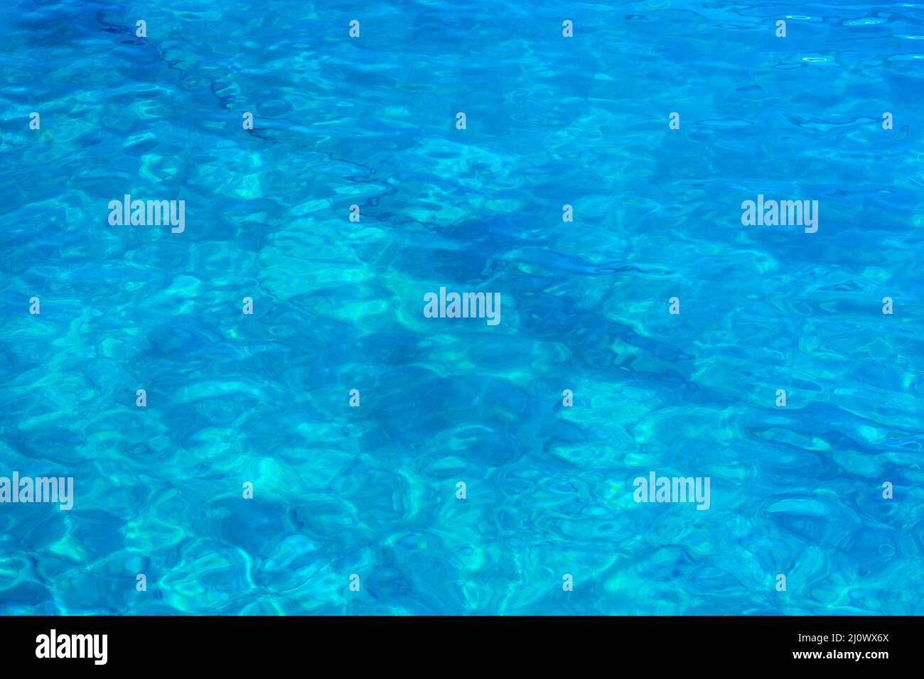 Water surface horizontal hi-res stock photography and images - Alamy