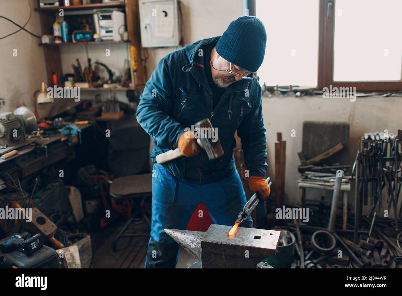 Forge forging tool metal hi-res stock photography and images - Alamy