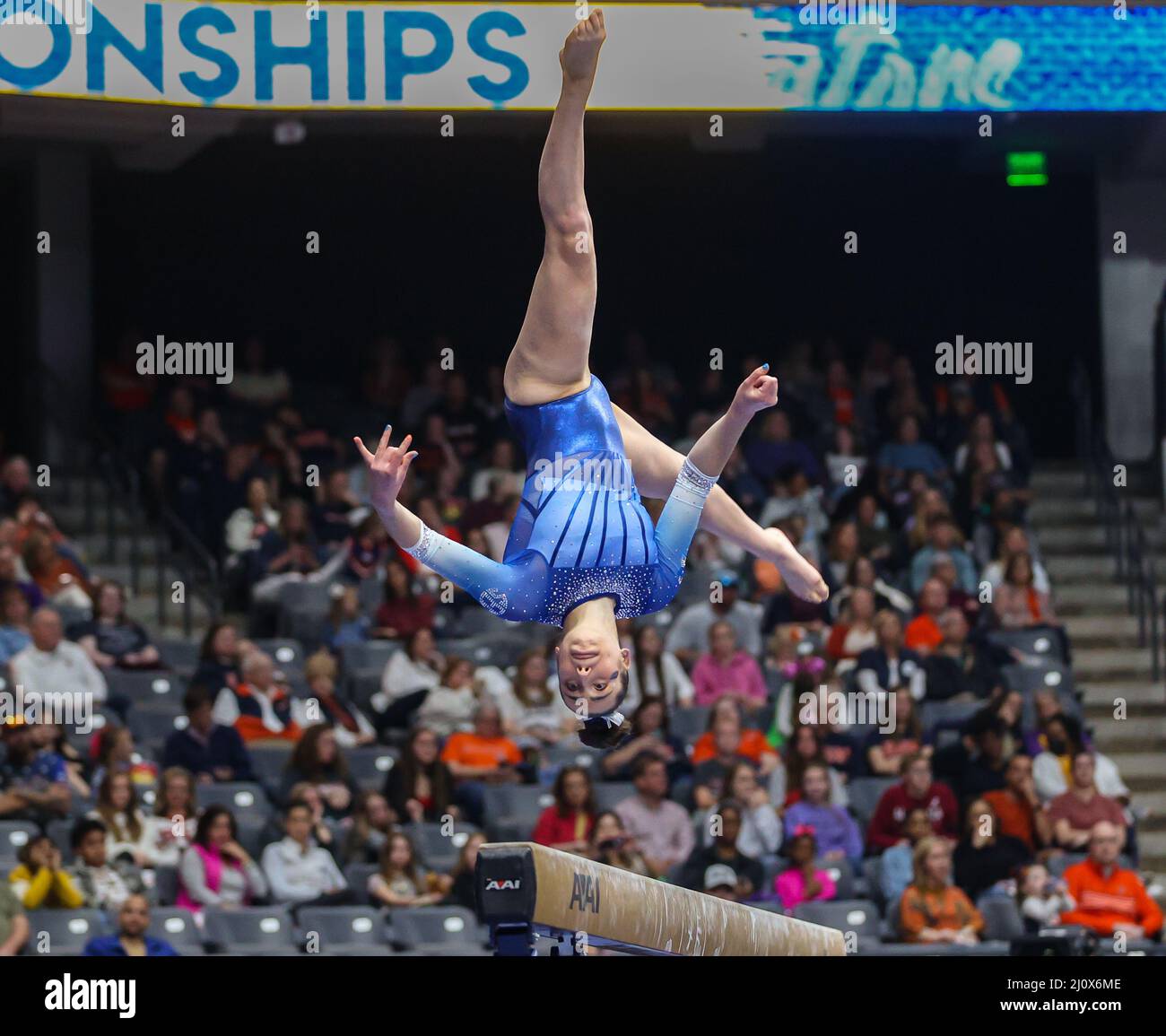 Birmingham, AL, USA. 19th Mar, 2022. Florida's Leah Clapper gets ready ...
