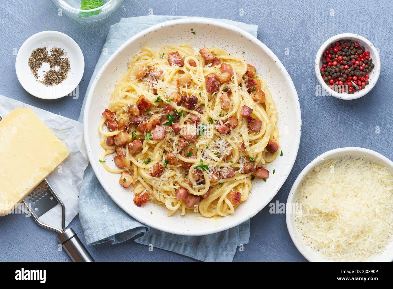 Carbonara pasta. Spaghetti with pancetta, egg, parmesan cheese Stock ...