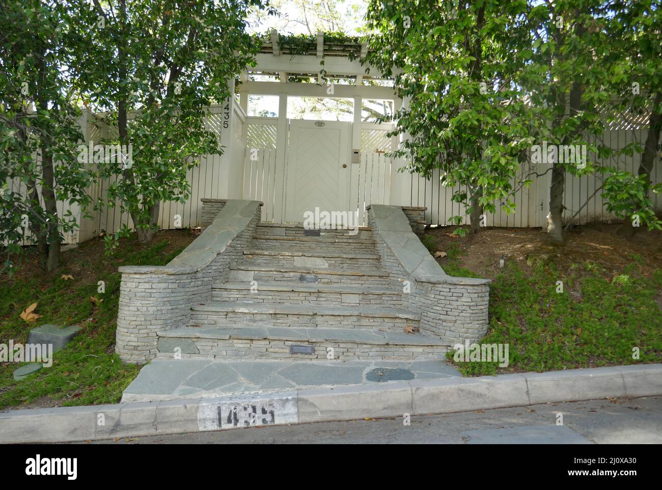 Beverly Hills, California, USA 12th March 2022 Actress Faye Dunaway and ...