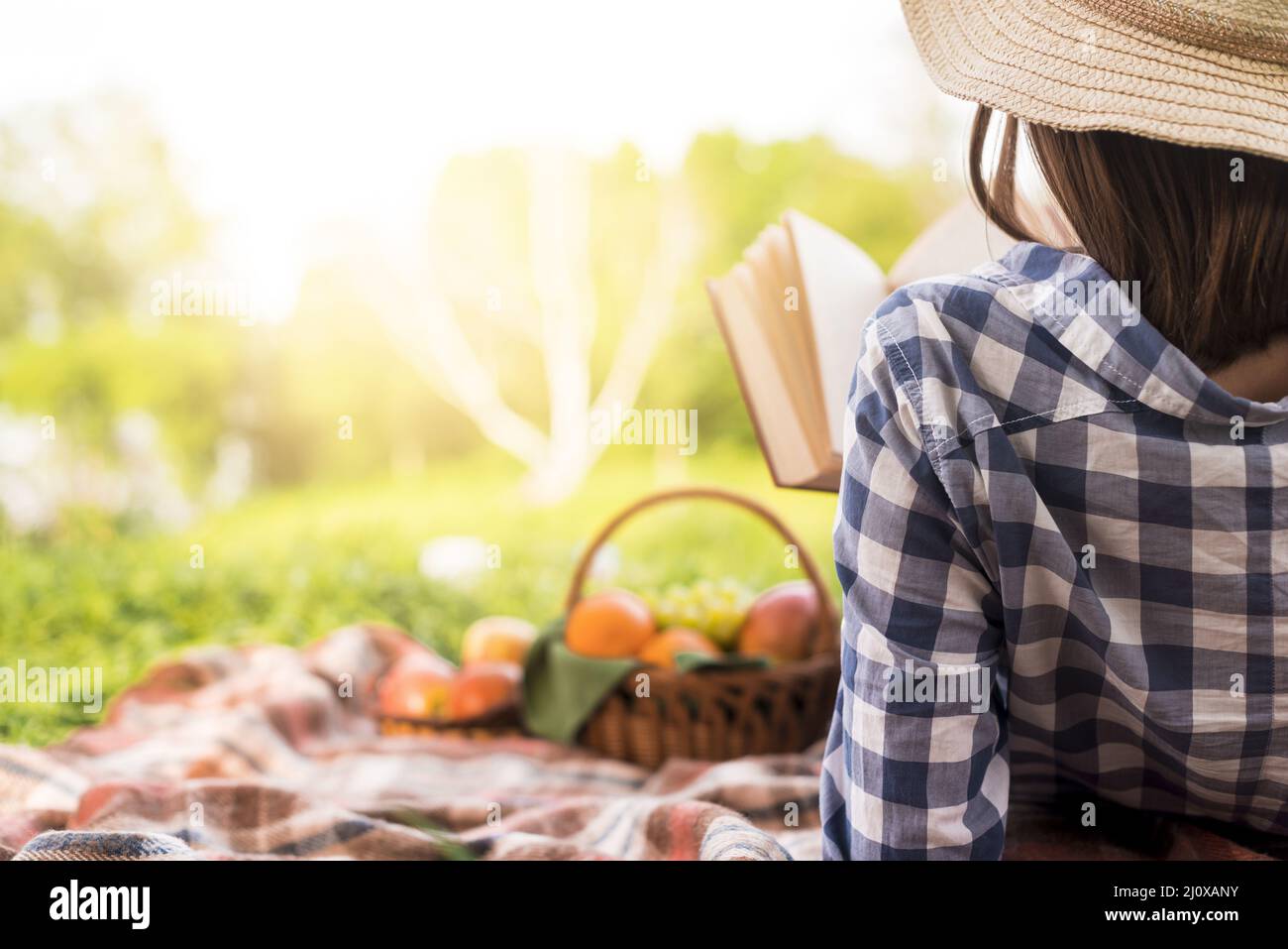 Quality of woman hi-res stock photography and images - Alamy