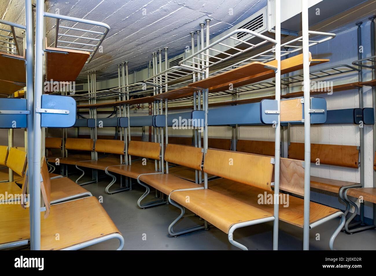 Hamburg, Germany. 21st June, 2006. Benches are located in the ...