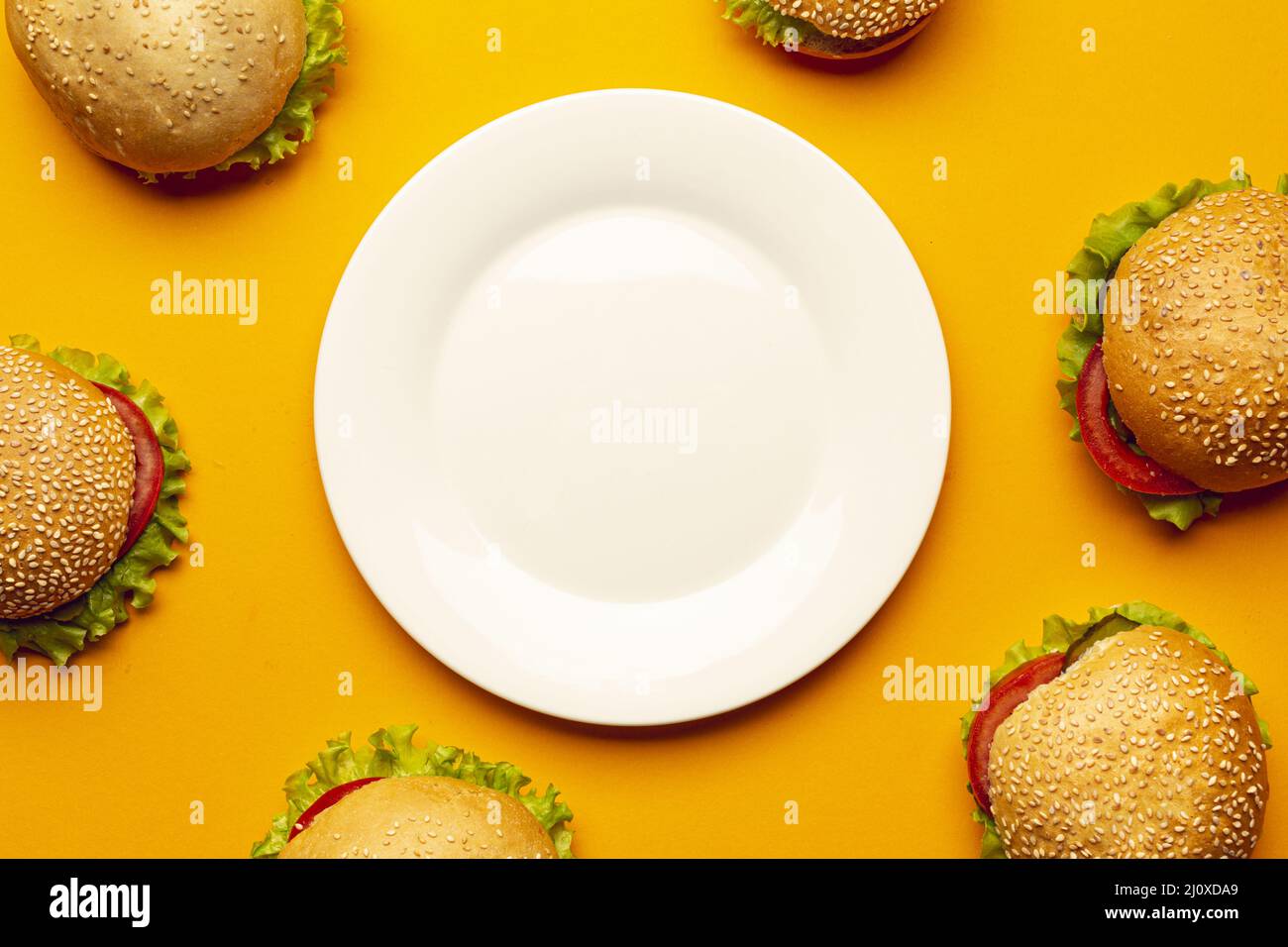 Empty wrapper hi-res stock photography and images - Alamy