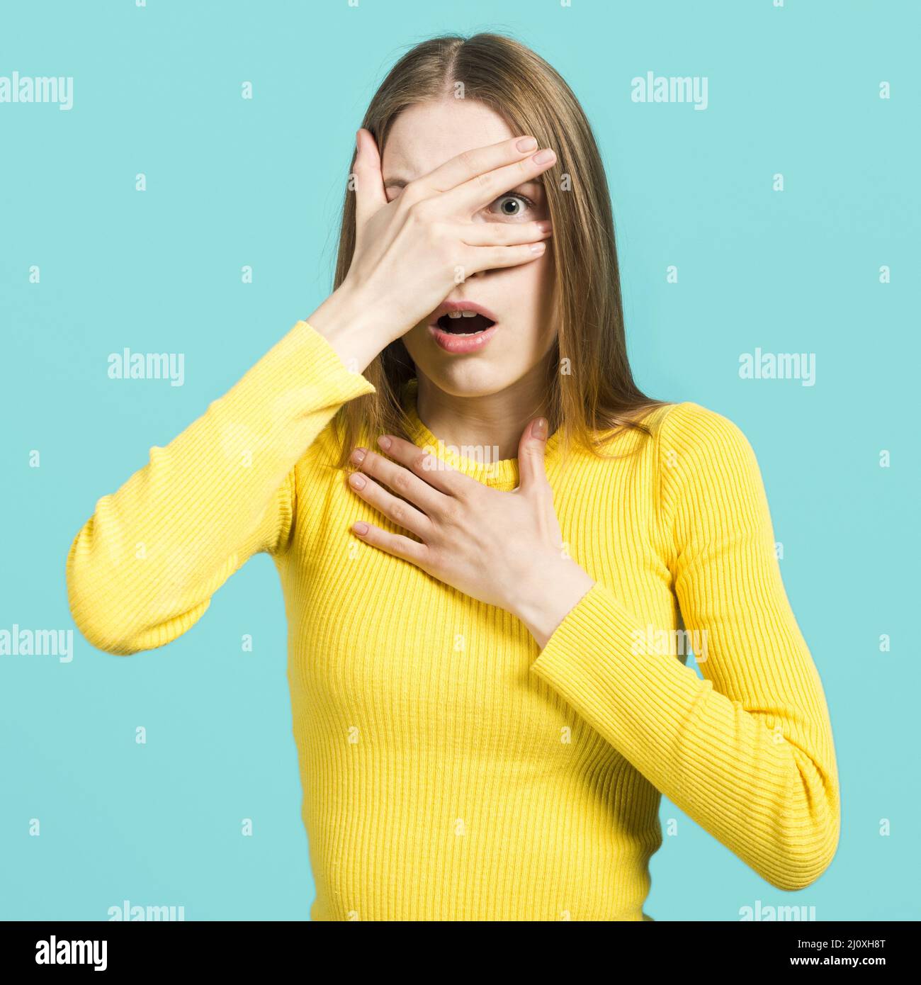 Emotional scared hi-res stock photography and images - Alamy