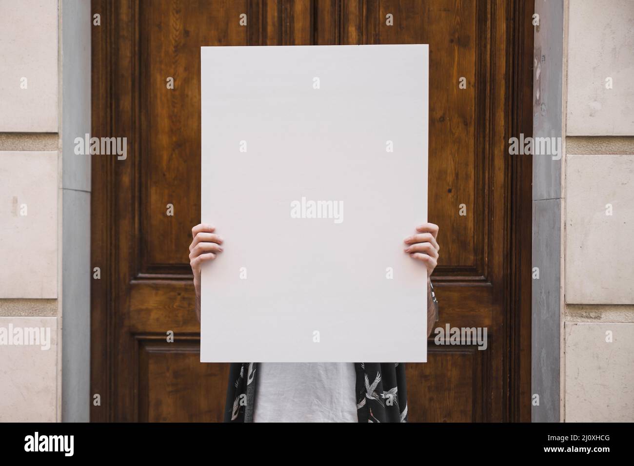 Quality sign board hi-res stock photography and images - Alamy