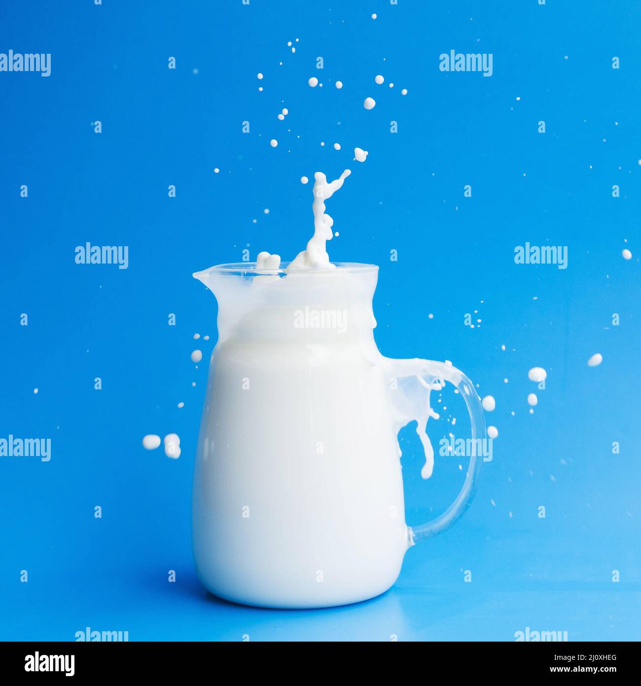 Full glass of milk or doodh hi-res stock photography and images - Alamy