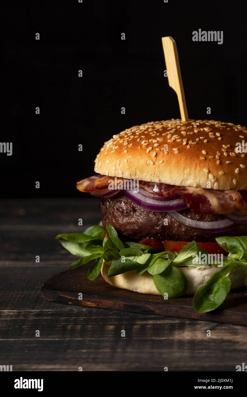 Front view burger table Stock Photo - Alamy
