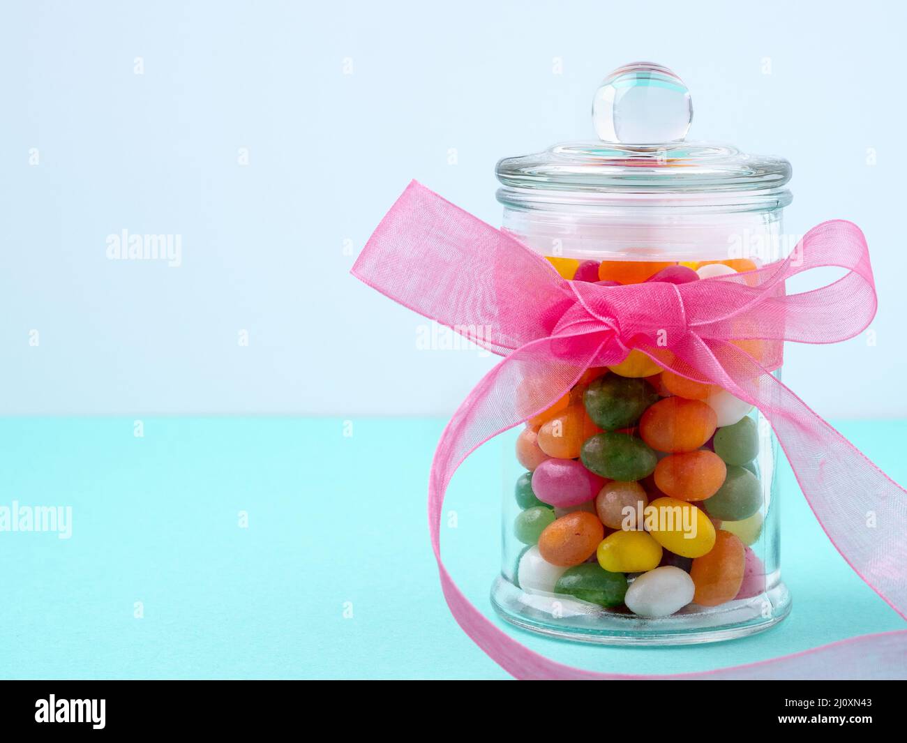 Jar of sweets hi-res stock photography and images - Alamy
