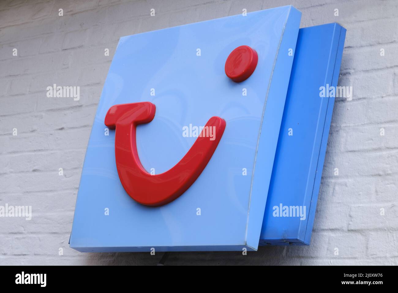 Tui logo sign hi-res stock photography and images - Alamy