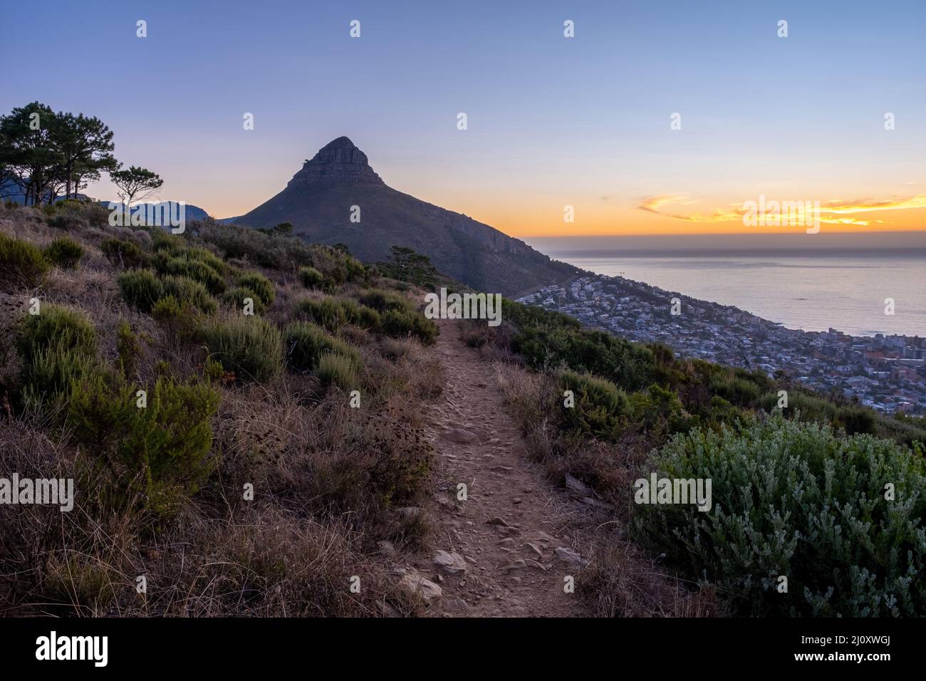 Sunset at Signal Hill Cape Town South Africa, sunset with a view at ...